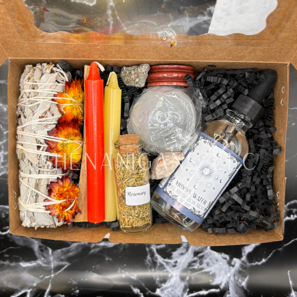 08 Full Moon Box Set - August - Sturgeon Moon Box Set – Shenanigans LLC